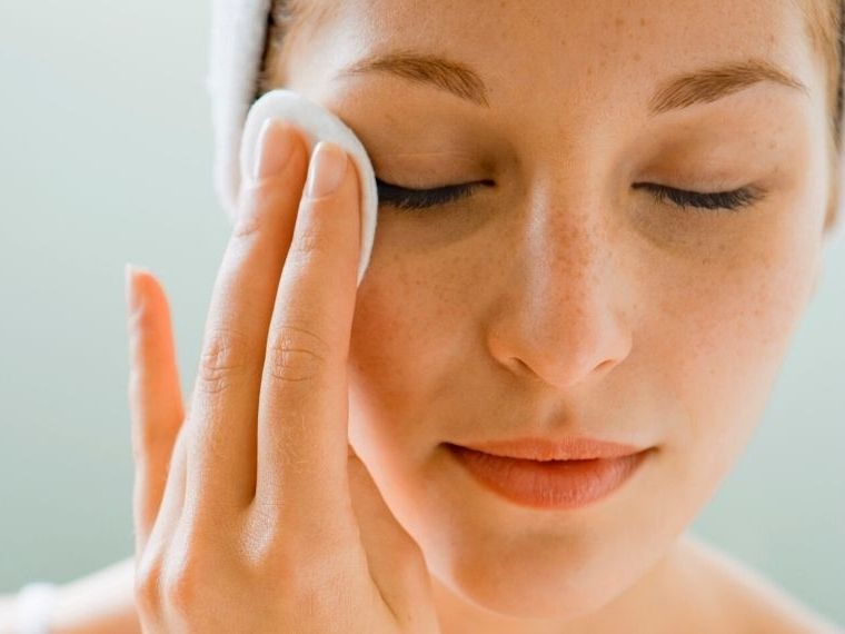 How to Control Oil Production on Your Face - Demure Beauty